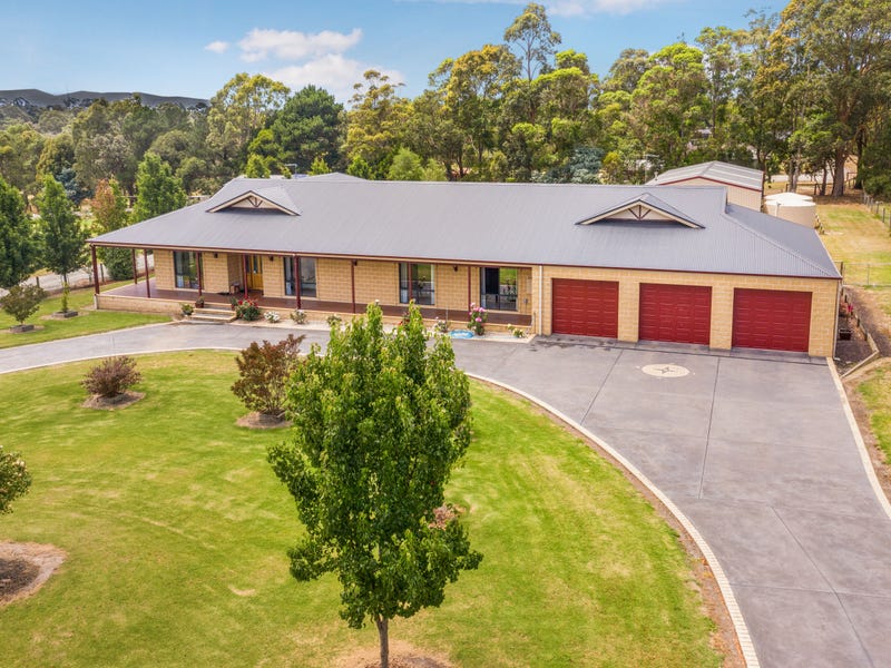 4 Gwen Meredith Drive, Bunyip, Vic 3815