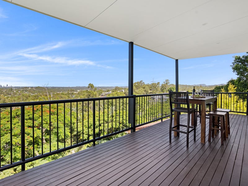 28 Ardrossan Place, Highland Park, Qld 4211