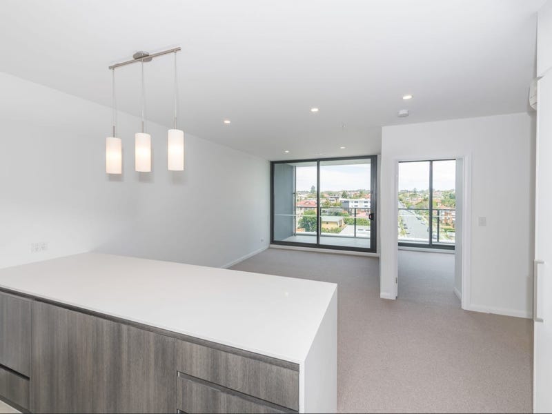 21008/300 Old Cleveland Road, Coorparoo, Qld 4151