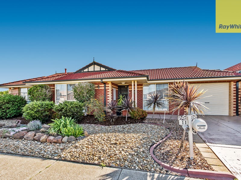 11 Silverdene Avenue, Sydenham, Vic 3037 - Property Details