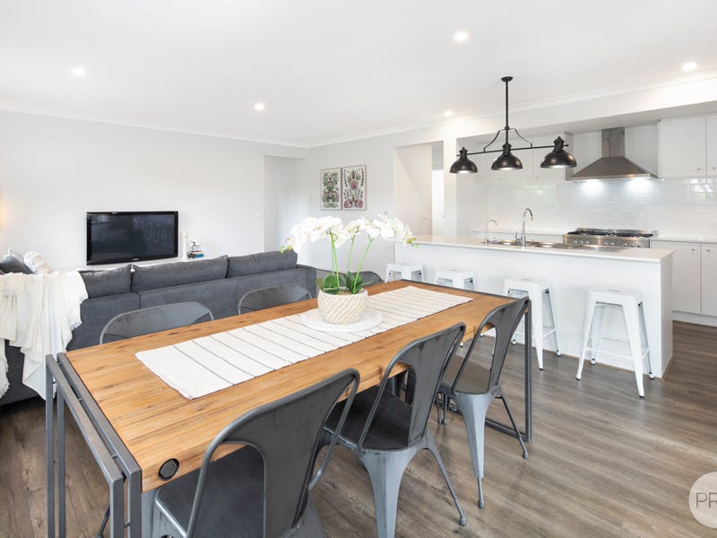 22 Albert Street, Clunes, Vic 3370 - realestate.com.au
