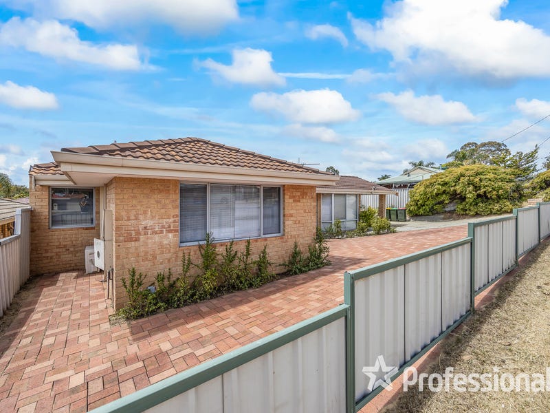 111 Marangaroo Drive, Marangaroo, WA 6064